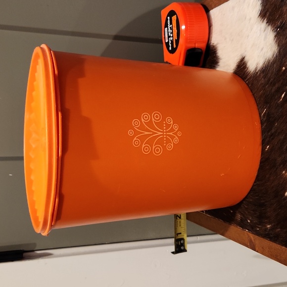 Tupperware | Other | Tupperware Container Very Large Orange Vintage ...